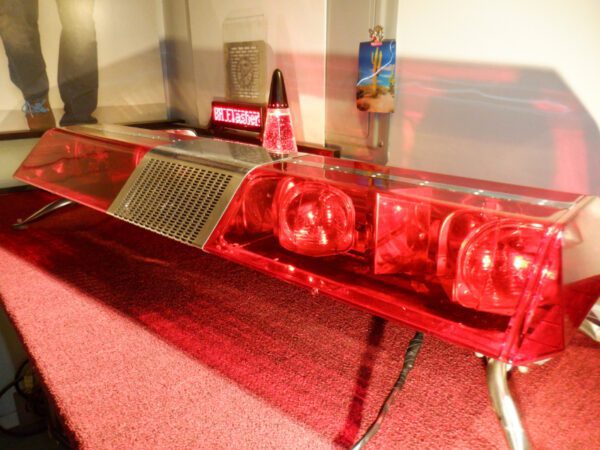 CODE3 PUBLIC SAFETY EQUIPMENT 50 INCH 12-VOLT MODEL XL RED LIGHT BAR ...