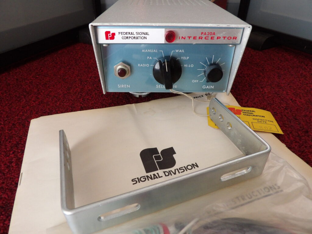 NEW PA20A INTERCEPTOR SIREN – SWITCH BOX – MICROPHONE & LOUDSPEAKER ...